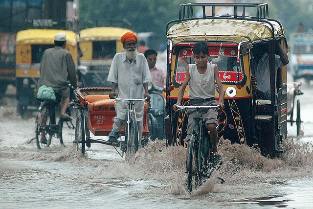 India’s Monsoon Puddle Problem Solved: Sponge-Like Concrete Absorbs ...