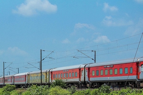 Modern Coach Factory Creates Record, Rolls Out 554 LHB Coaches In First ...