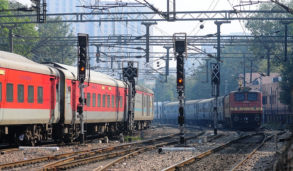 Trouble In Train? Just Dial 100; UP Becomes First State To Integrate ...