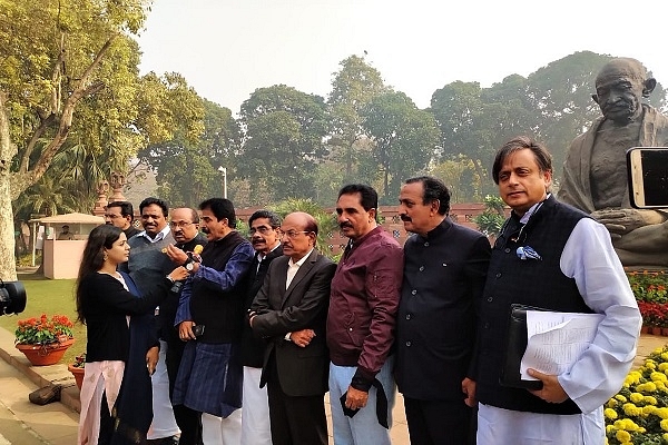 ‘Good Hindu’ For Sabarimala Devotees? Shashi Tharoor, Kerala Congress ... ‘Good Hindu’ For Sabarimala Devotees? Shashi Tharoor, Kerala Congress ...