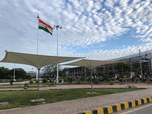 Guntakal Railway Station Sets new Trend: Installs ‘Ulta Chhatas’ For ...