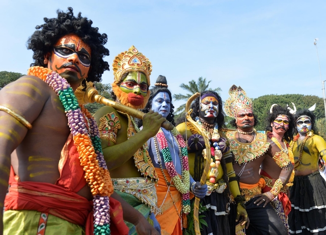 Hagalu Vesha: How The Budaga Jangamas Of Hampi Keep Their Folk Art And ...