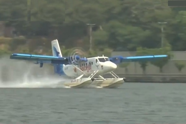 PM Modi Inaugurates India's First Seaplane Service From Statue Of Unity ...