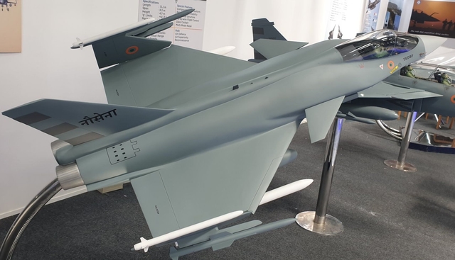 New Model Of India’s Twin Engine Fighter For Aircraft Carriers Debuts ...