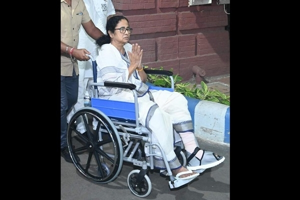Nandigram Incident Causing Injury To Mamata Banerjee Was An Accident, Not A Planned Attack: Poll ...