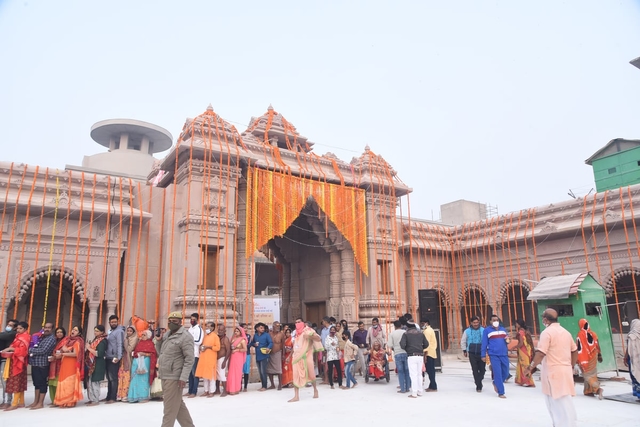 The Nine Narratives Of Narendra Modi's Support In Banaras: Ground Report