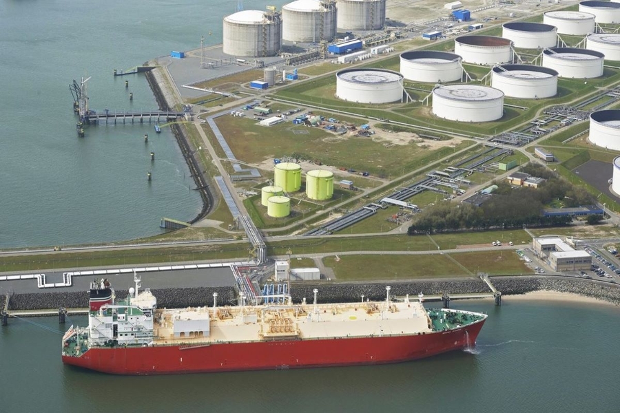 GAIL To Strengthen Presence In Global LNG Market With New Vessel
