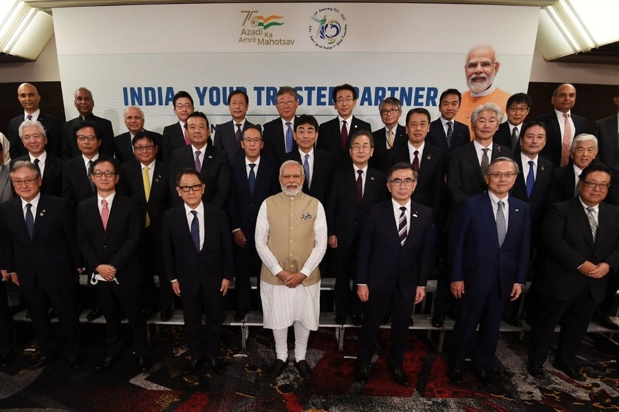 PM Modi Tokyo Visit: Modi Meets Japanese Business Leaders, Invites ...
