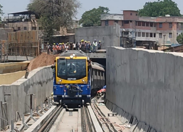 Ahmedabad Metro: GMRC Begins Trial Run On Sabarmati Bridge And ...