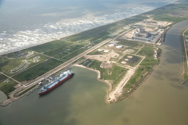 Freeport LNG To Shut For At least 3 Weeks After Fire Explosion At Texas ...