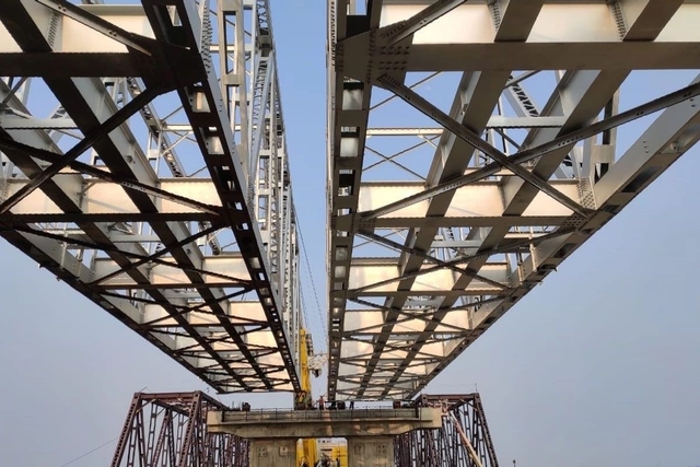 Work On Eastern And Western DFCs Picks Up Pace, To Be Completed By June ...