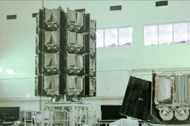 ISRO To Launch 36 OneWeb Satellites Onboard Its Heaviest Launcher LVM3 ...