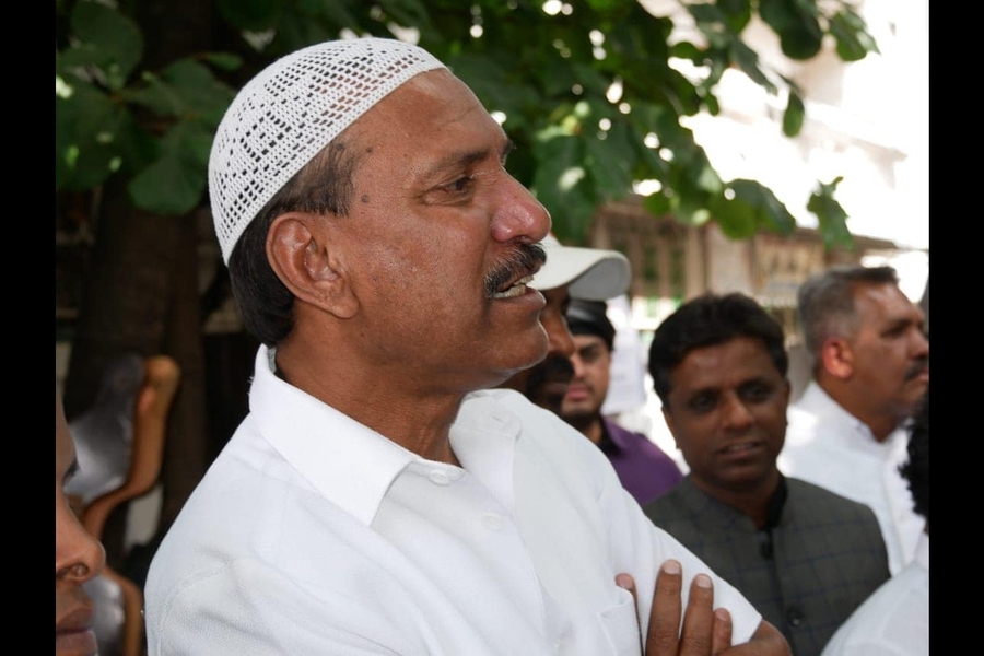 Karnataka: Congress Aspirant Yousuf Shariff Aka KGF Babu, Who Once Declared Rs 1743 Crore Assets ...