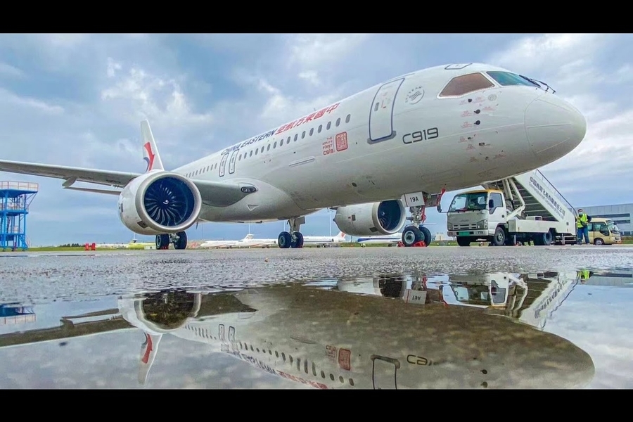 China's Domestically Developed Passenger Jet C919 Completes Maiden ...