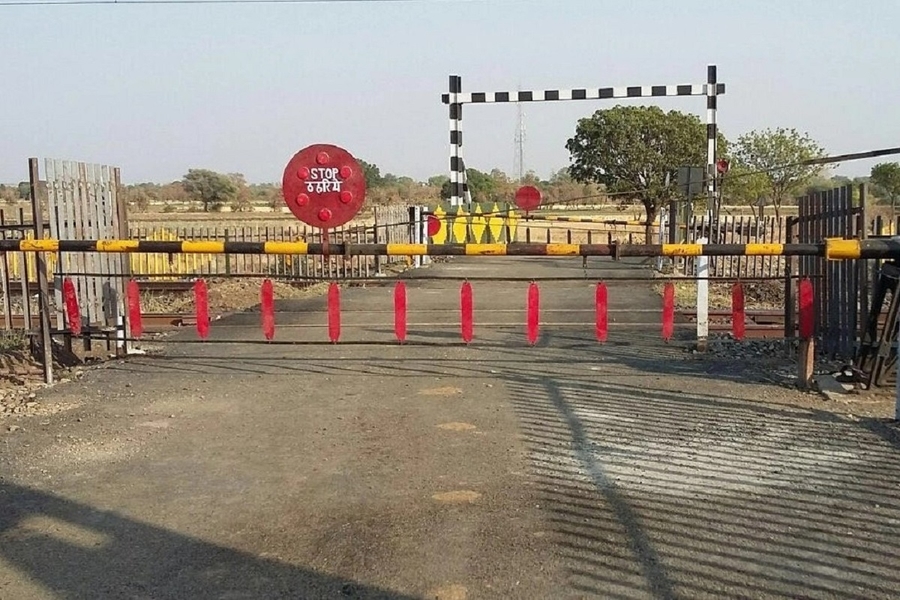 Indian Railways To Build Bridges At 477 Level Crossings For Faster ...