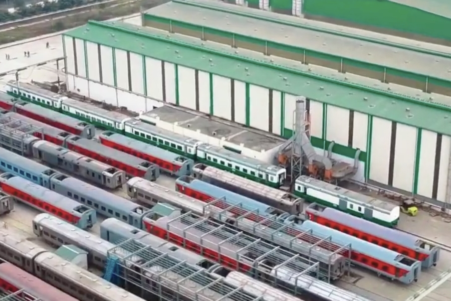 Railway S Mcf Sets New Record By Manufacturing 10 000 Coaches Since Its