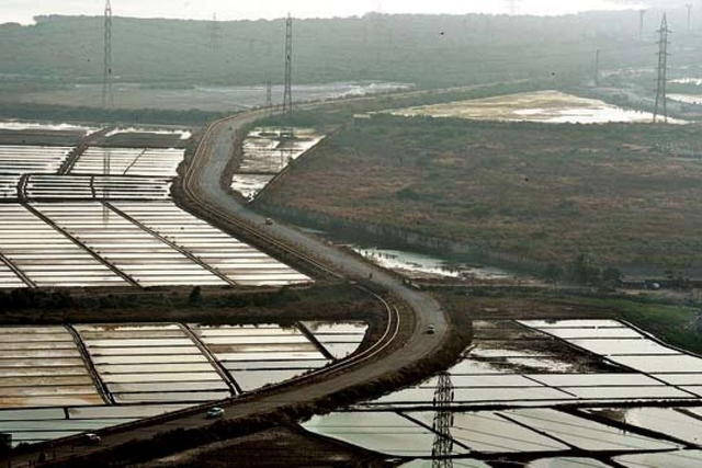 State Governments Eye ‘Salt Land Parcels’ From Centre For ...