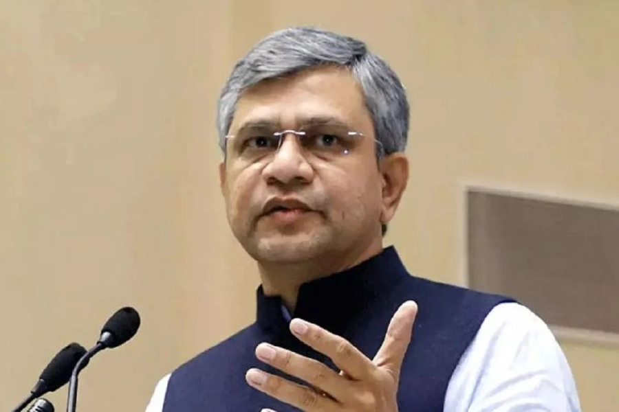 Union Cabinet Greenlights Employment Linked Incentive Scheme With Rs 1 Lakh Crore Outlay