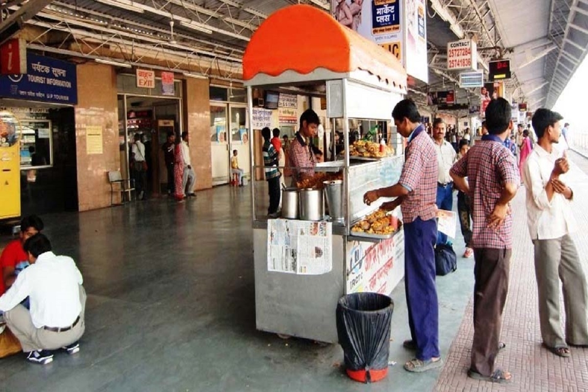 Indian Railways: Affordable Food Stalls To Be Set Up At Platforms ...