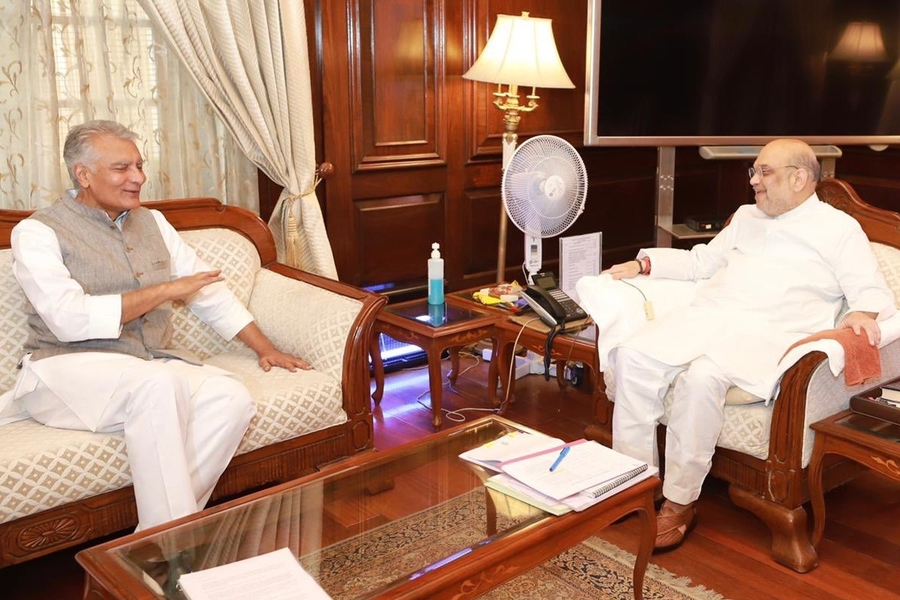 BJP's Punjab President Sunil Jakhar Is A Jat Hindu Leader With A Congress Background