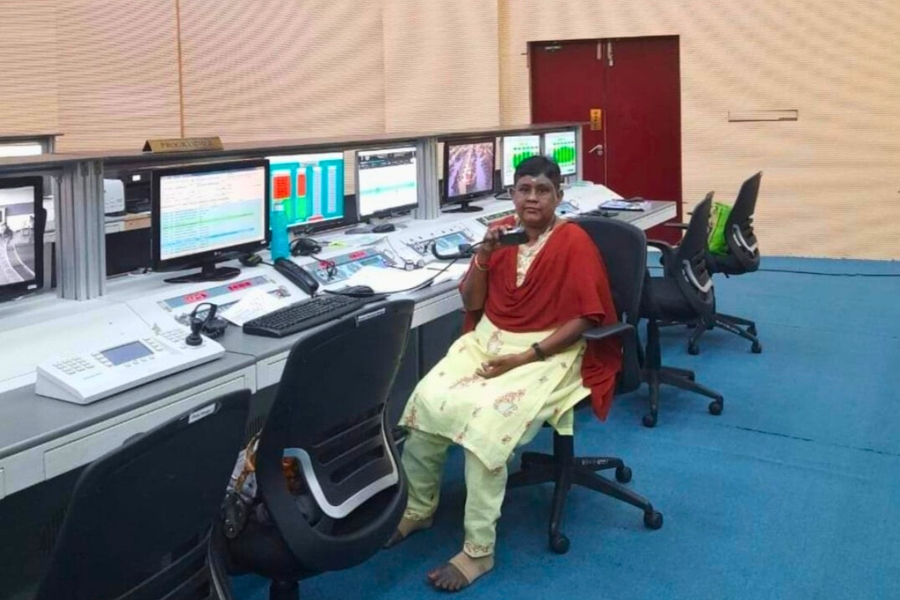 N Valarmathi, Voice Of ISRO Launch Countdowns, Passes Away; Chandrayaan ...