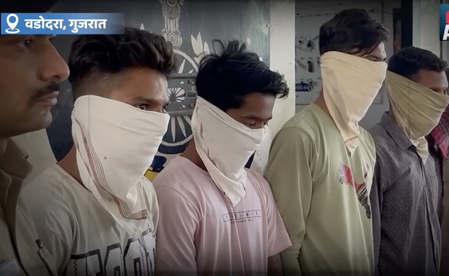 Revealed: How A 500-Member Muslim Vigilante Gang Used Whatsapp And Food ...