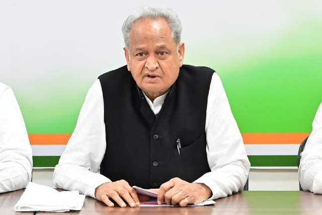 Gujarati V/S Marwari: Ashok Gehlot Targets PM Modi Calling Him "Actor", Demands Probe Into Red ...