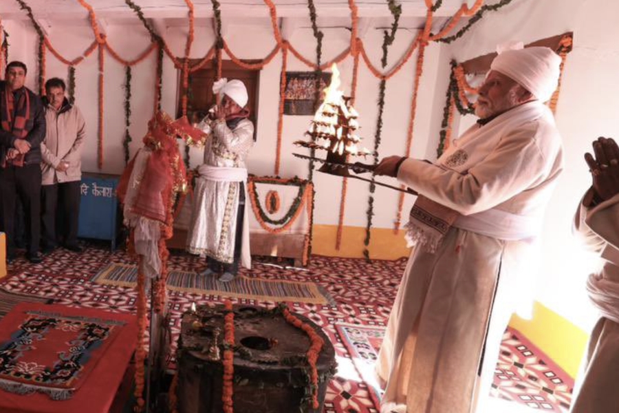 Prime Minister Narendra Modi Offers Prayers At Parvati Kund In ...