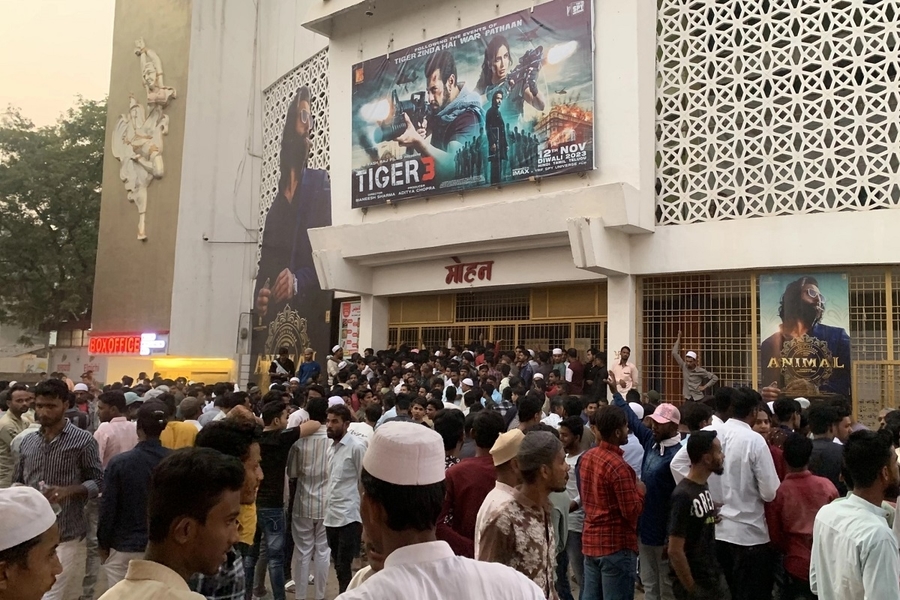 Inside Malegaon's Mohan Movie Theatre Where Bursting Of Firecrackers ...