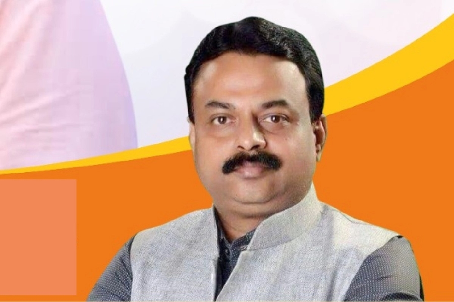 "More Time Given To Shinde Faction": Shiv Sena UBT MLA Accuses Speaker ...