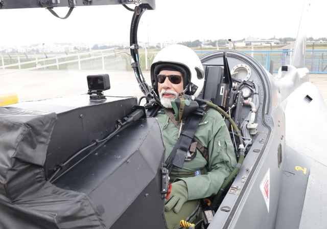 In Pictures: PM Modi Becomes First Prime Minister To Fly In LCA Tejas ...