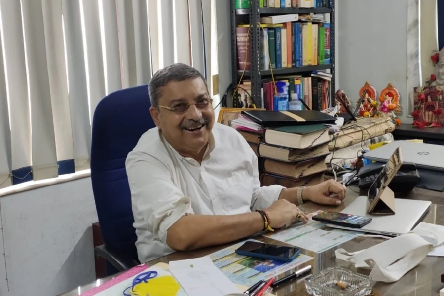 TMC’s Kalyan Banerjee Steps Down As Lok Sabha Chief Whip Amid Bitter Escalating Row With Mahua ...