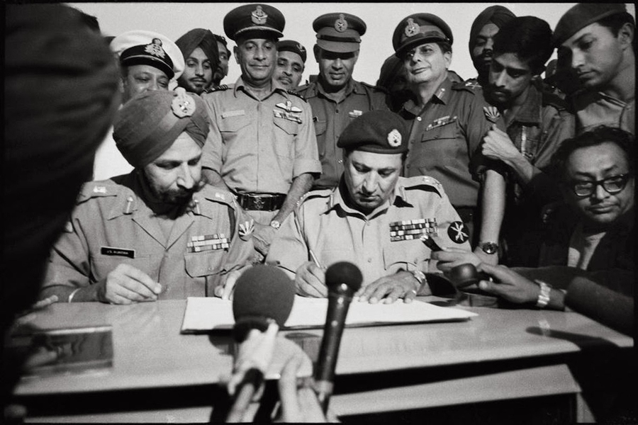 On This Day, In 1971, Niazi Asks For Ceasefire As Indian Forces ...