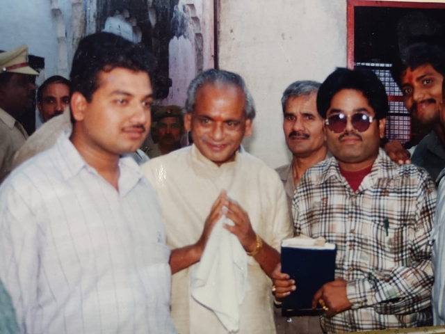 Eyewitness Account: Ayodhya Journalist Recalls 1990 Police Firing On ...