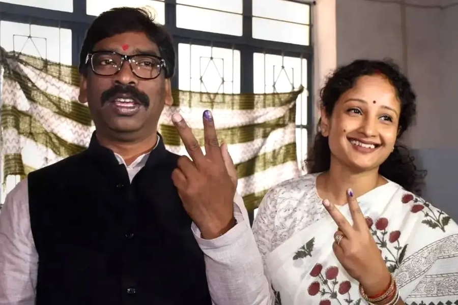 Jharkhand CM's Wife Rises In Politics After Assembly Election Victory: Kalpana Soren Likely To ...