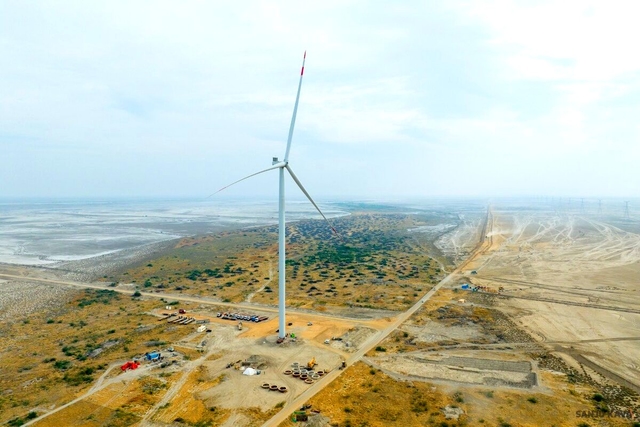 From Barren Airstrip To World's Largest Renewable Energy Park: Khavda's ...
