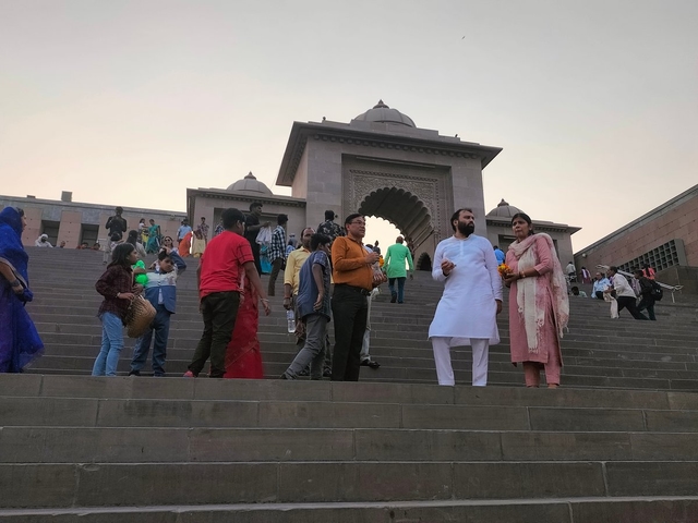 The Nine Narratives Of Narendra Modi's Support In Banaras: Ground Report