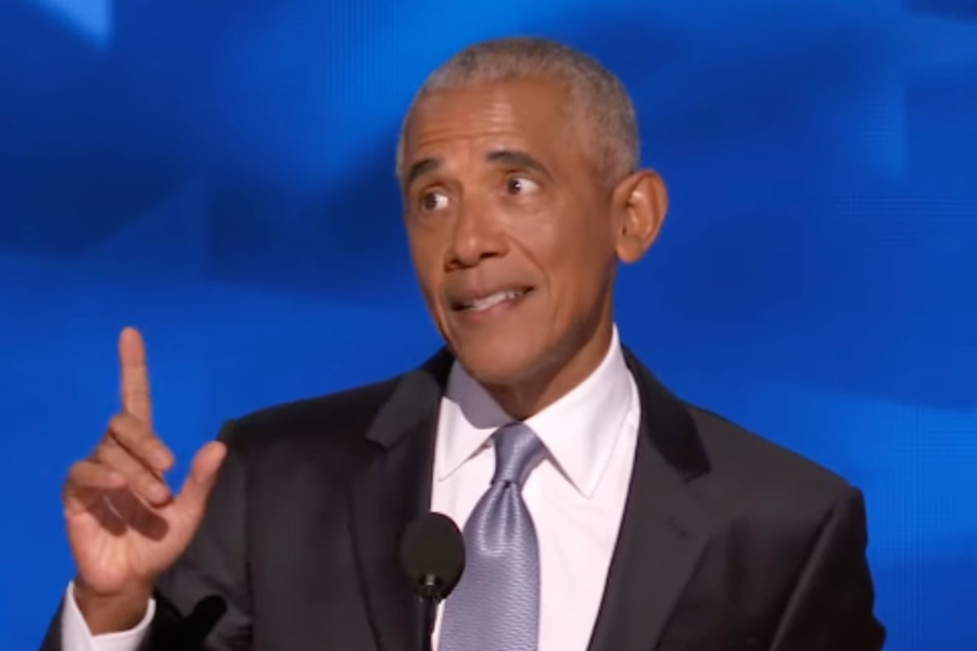 Barack And Michelle Obama Rally Behind Kamala, Slam Trump At Democratic ...