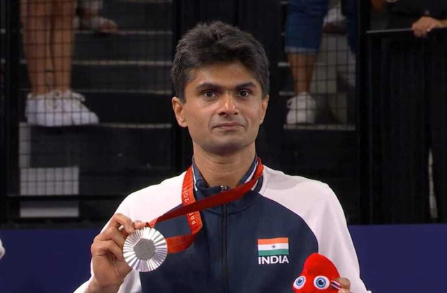 From IAS Officer To World-Class Parashuttler: Meet Suhas Yathiraj After ...