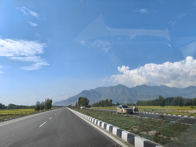 Jammu And Kashmir: Daisy Raina Steps Up As First Kashmiri Pandit Woman ...