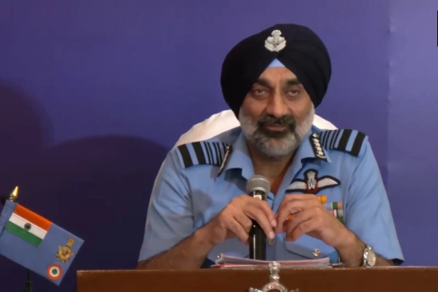 ‘I Am Just Not Confident In HAL’: IAF Chief's Blunt Criticism Of ...