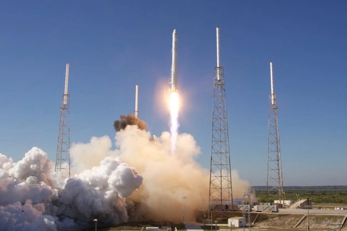 SpaceX's Falcon 9 Set To Launch India's Most Advanced Communication ...