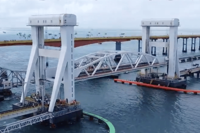 'New Pamban Bridge': India’s First Vertical Lift Railway Sea Bridge ...