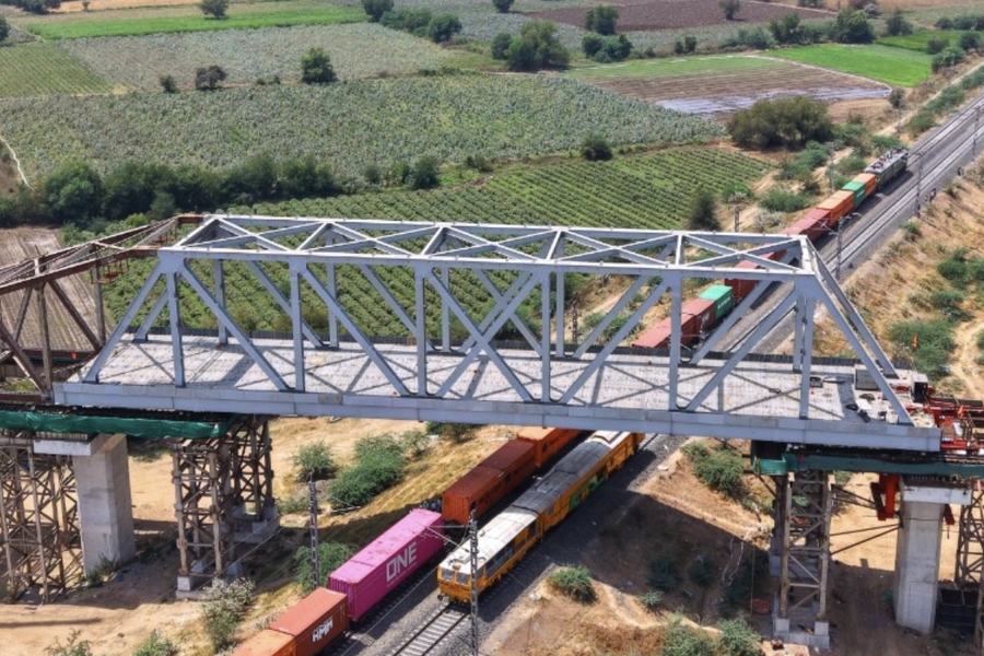 Mumbai-Ahmedabad Bullet Train Project: Seventh Steel Bridge Launched ...