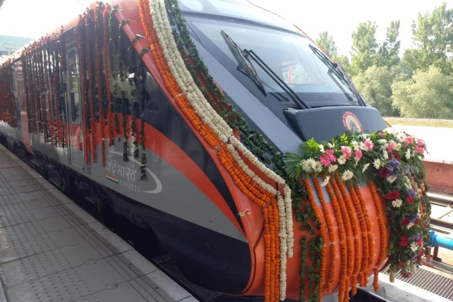 Ganesh Chaturthi 2025: Mumbai CSMT–Madgaon Vande Bharat To Get 8 Extra ...