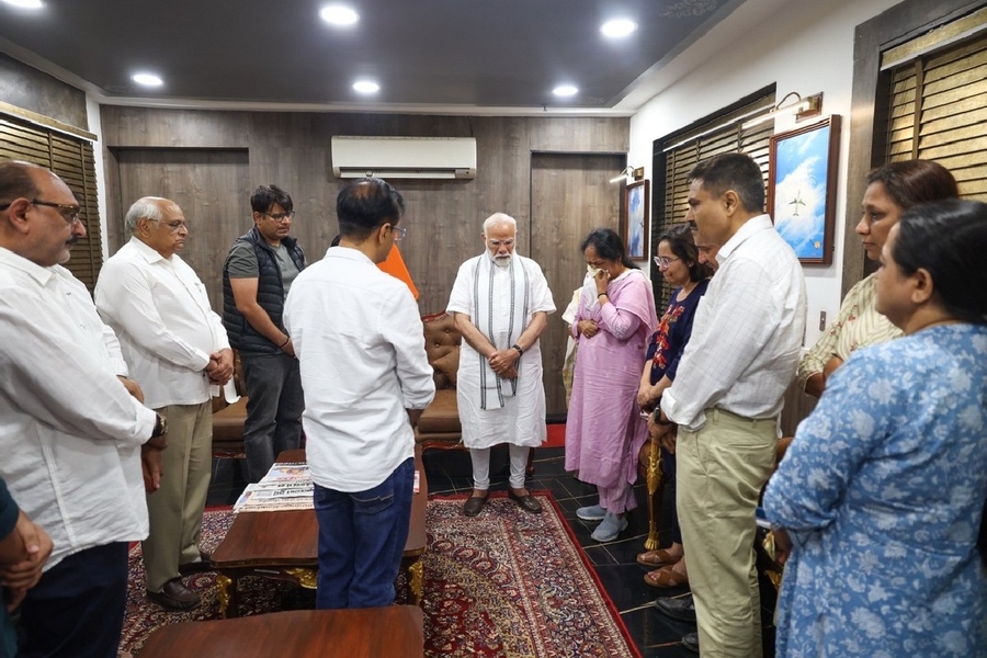 Ahmedabad Plane Crash: PM Modi Visits Lone Survivor At Hospital, Meets ...