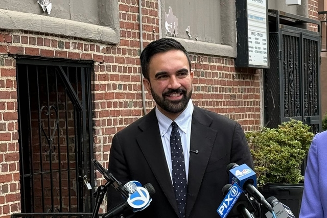Trump Slams "Communist Lunatic" Zohran Mamdani After NYC Democratic ...