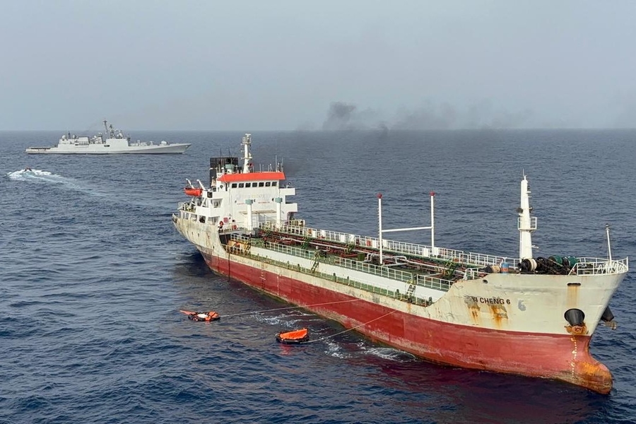 Indian Navy's Stealth Frigate INS Tabar Helps Control Major Fire On Oil ...