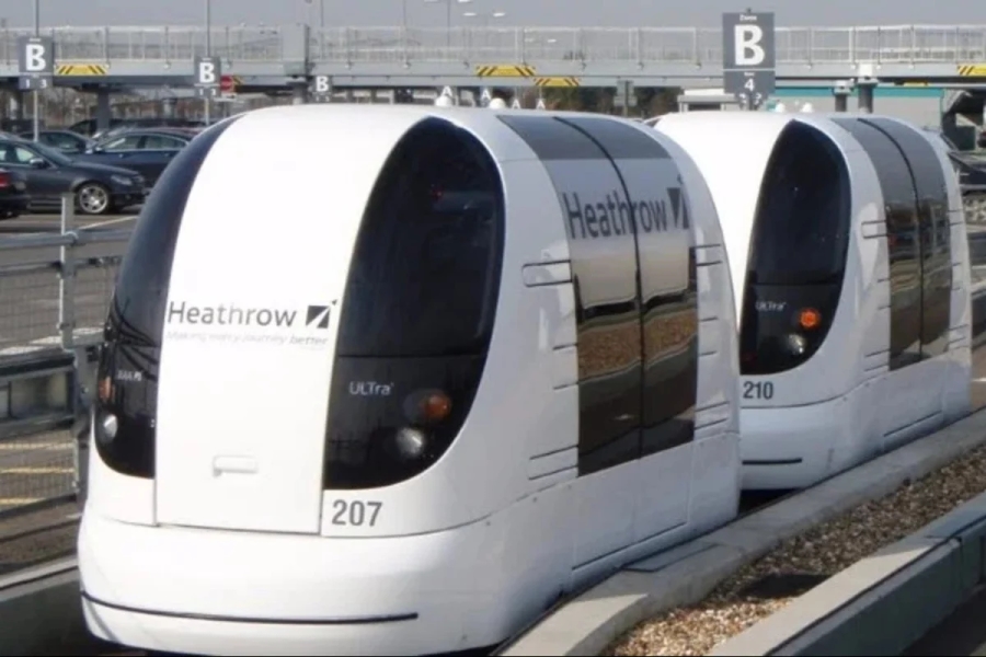 Fadnavis Pushes For Pod Taxi Service Between Kurla And Bandra To ...