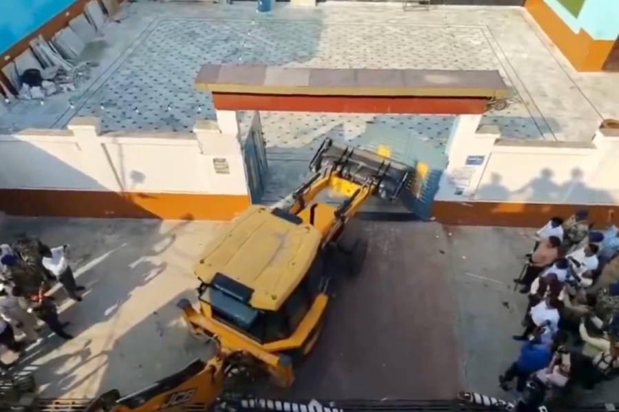 Bareilly Violence Aftermath: Banquet Hall Of Accused Nafees Khan Razed In ‘Routine’ Demolition Drive